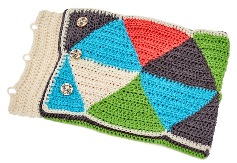 Free Triangle Puzzle Pillow Crochet Pattern from www.RedHeart.com